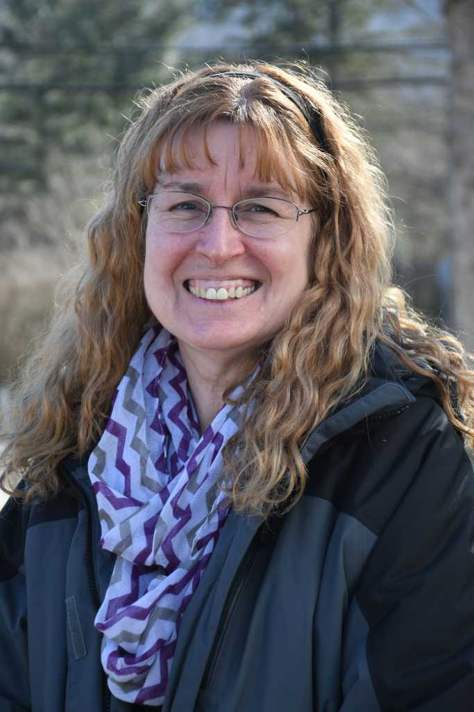 Lynn Mellis Worthington joins KGTD staff - The Kent Dispatch